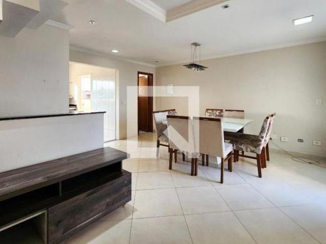 Casa à Venda Taboão, 3 Quartos, 170 m2