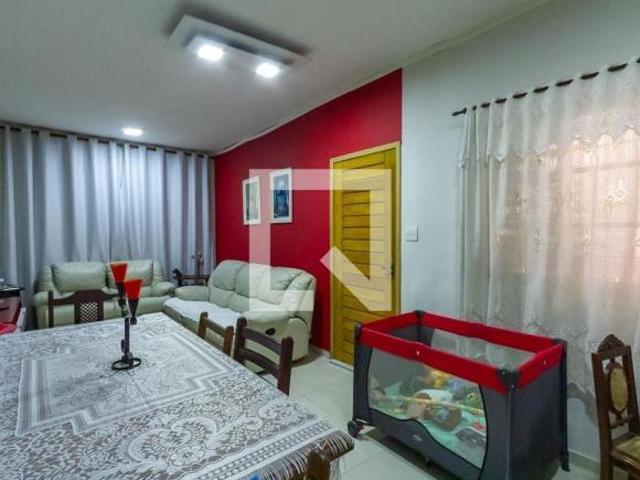 Casa à Venda Taboão, 3 Quartos, 240 m2