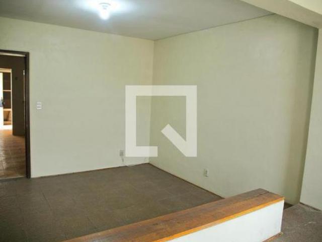Casa à Venda Taboão, 4 Quartos, 180 m² São Bernardo do Campo