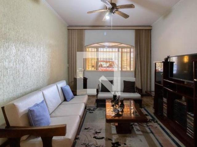 Casa à Venda Taboão, 4 Quartos, 250 m² Guarulhos