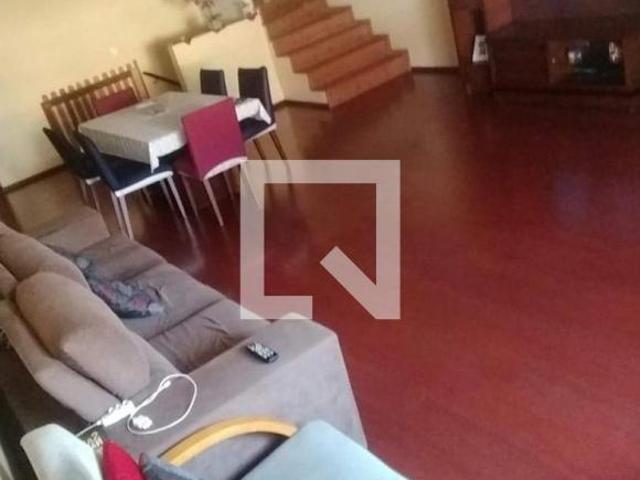Casa à Venda Taboão, 4 Quartos, 380 m2