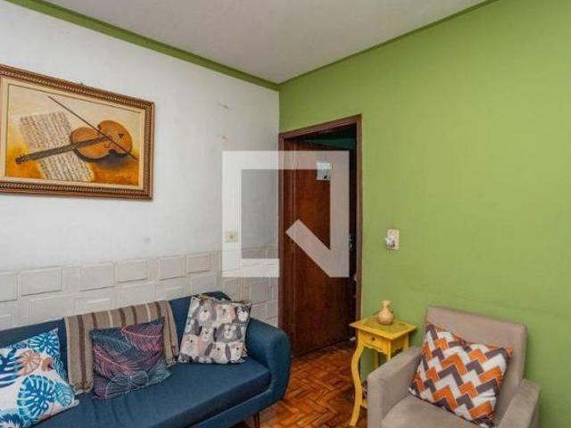 Casa à Venda Taboão, 5 Quartos, 197 m2
