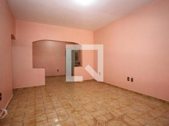 Casa à Venda Taguatinga, 4 Quartos, 100 m² Brasília