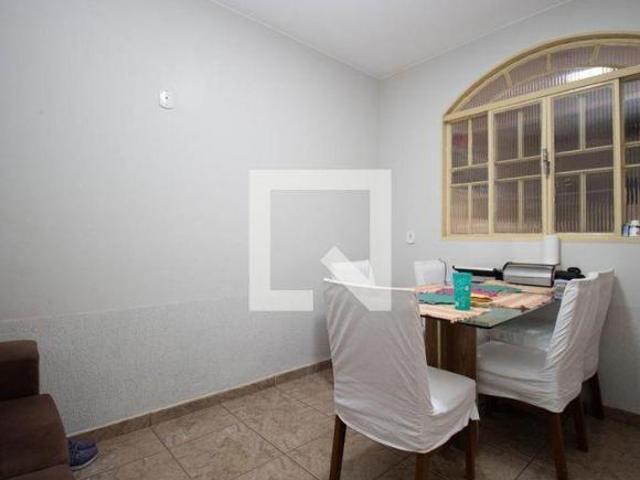Casa à Venda Taguatinga, 6 Quartos, 350 m² Brasília