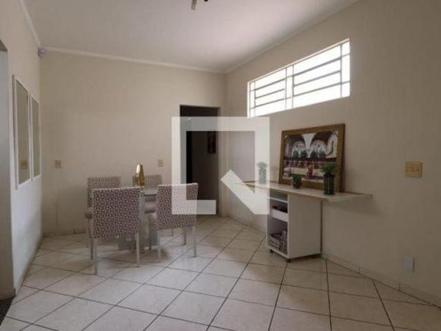 Casa à Venda Taquaral, 3 Quartos, 180 m2