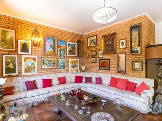 Casa à Venda Taquaral, 3 Quartos, 273 m2
