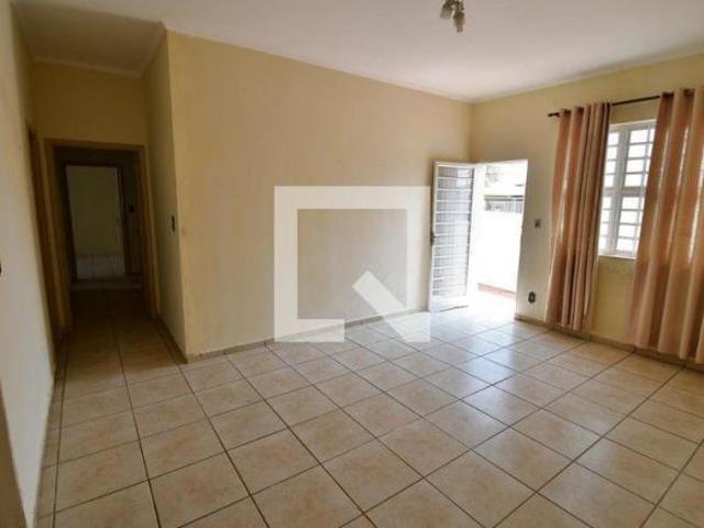 Casa à Venda Taquaral, 3 Quartos, 395 m2