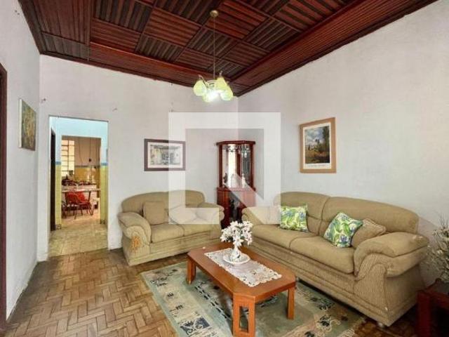 Casa à Venda Taquaral, 3 Quartos, 301 m2