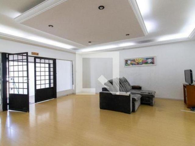 Casa à Venda Taquaral, 2 Quartos, 500 m2