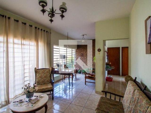 Casa à Venda Taquaral, 4 Quartos, 170 m2