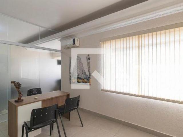 Casa à Venda Taquaral, 4 Quartos, 350 m2