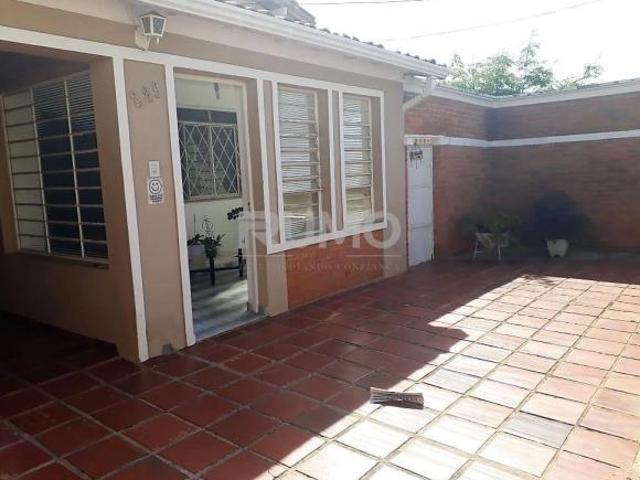 Casa á venda taquaral