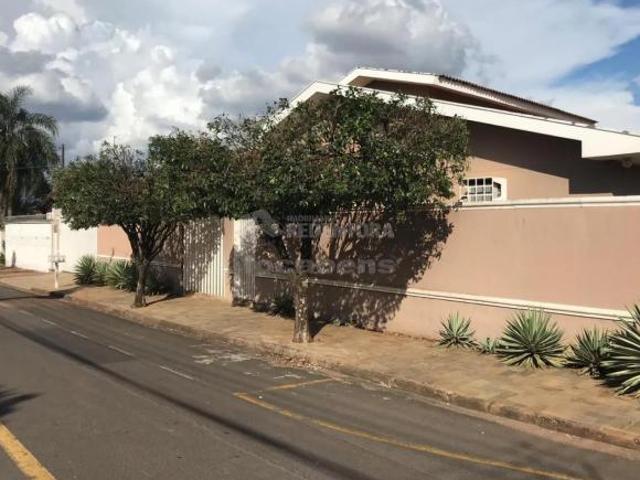Casa a venda Tarraf II