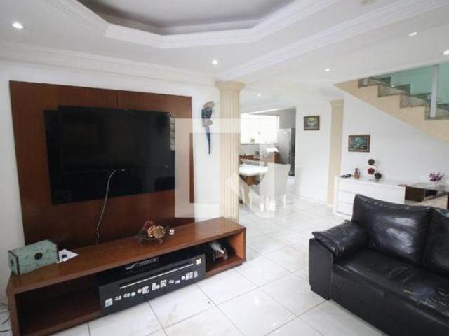 Casa à Venda Teixeira Dias, 4 Quartos, 314 m² Belo Horizonte