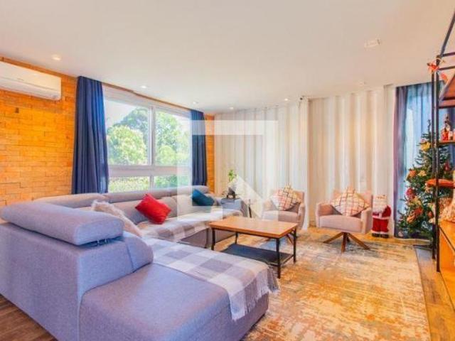 Casa à Venda Teresópolis, 3 Quartos, 340 m² Porto Alegre