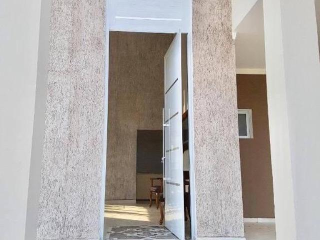 CASA A VENDA TÉRREA NO CONDOMÍNIO TERRAS DE JUNDIAÍ DE 210 M2 VALE AZUL II JUNDIAI/SP