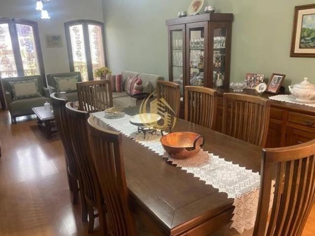 Casa a Venda térrea ponto comercial ou residencial, 4 quartos, 1 suíte, A/T 320 m² A/C 249 m2
