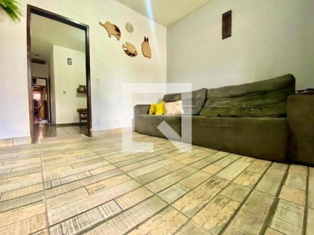 Casa à Venda Tirol, 3 Quartos, 231 m² Contagem