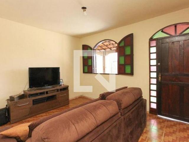 Casa à Venda Tirol, 3 Quartos, 314 m² Contagem
