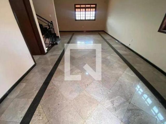Casa à Venda Tirol, 4 Quartos, 152 m² Contagem