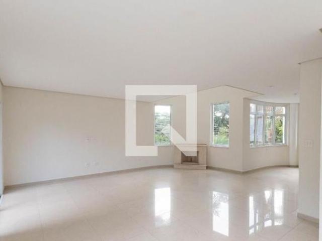 Casa à Venda Tremembe, 4 Quartos, 500 m2