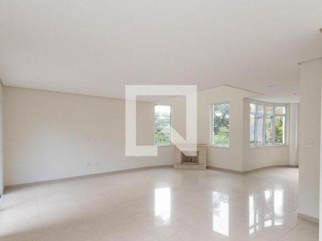 Casa à Venda Tremembe, 4 Quartos, 500 m² São Paulo