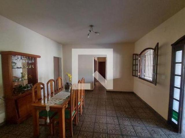 Casa à Venda Três Barras, 4 Quartos, 438 m² Contagem