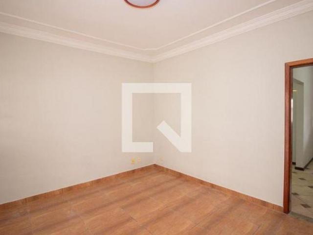 Casa à Venda Três Barras, 5 Quartos, 220 m² Contagem