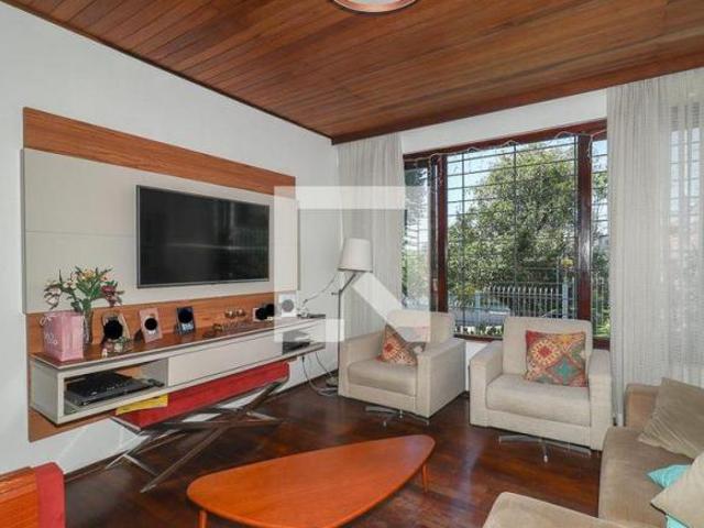Casa à Venda Três Figueiras, 3 Quartos, 459 m² Porto Alegre