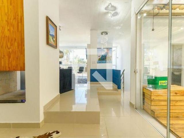 Casa à Venda Três Figueiras, 2 Quartos, 282 m² Porto Alegre