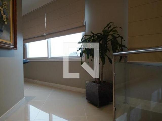 Casa à Venda Três Figueiras, 8 Quartos, 521 m² Porto Alegre