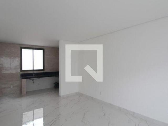 Casa à Venda Trevo, 3 Quartos, 140 m² Belo Horizonte