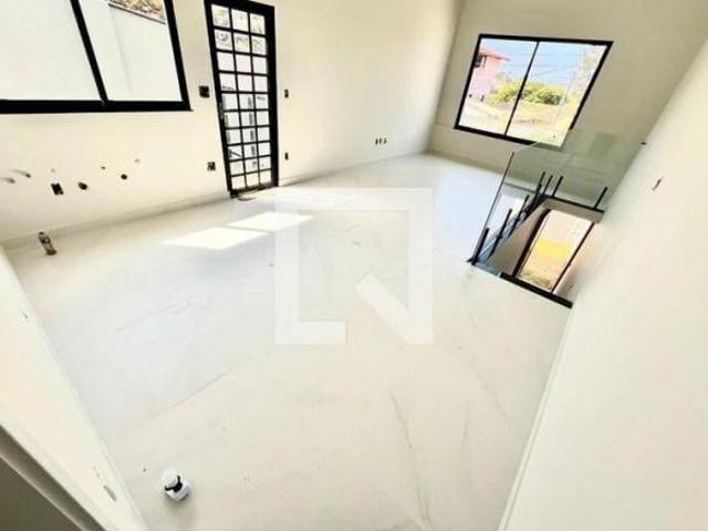 Casa à Venda Trevo, 3 Quartos, 180 m² Belo Horizonte
