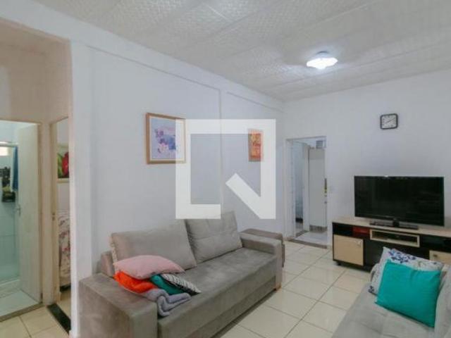 Casa à Venda Trevo, 2 Quartos, 225 m² Belo Horizonte