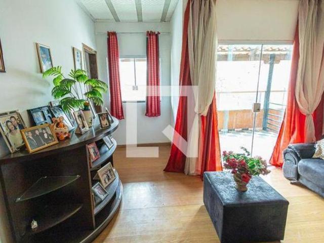 Casa à Venda Trevo, 5 Quartos, 470 m² Belo Horizonte