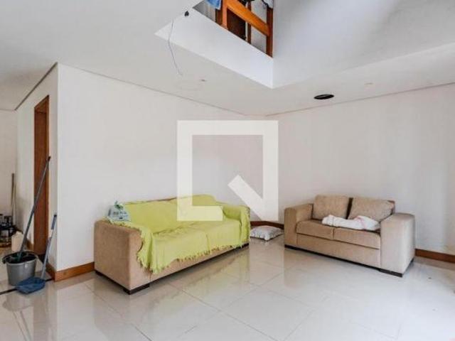 Casa à Venda Tristeza, 3 Quartos, 170 m² Porto Alegre