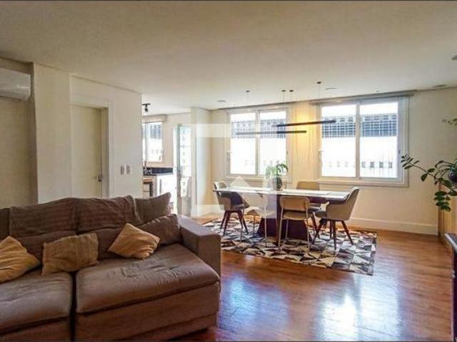 Casa à Venda Tristeza, 3 Quartos, 170 m² Porto Alegre