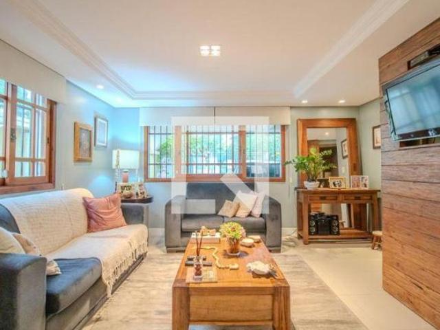 Casa à Venda Tristeza, 3 Quartos, 194 m² Porto Alegre