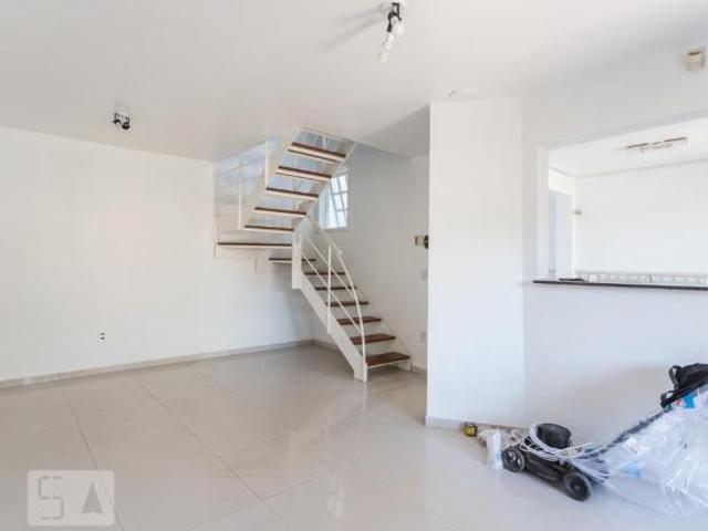 Casa à Venda Tristeza, 3 Quartos, 109 m² Porto Alegre