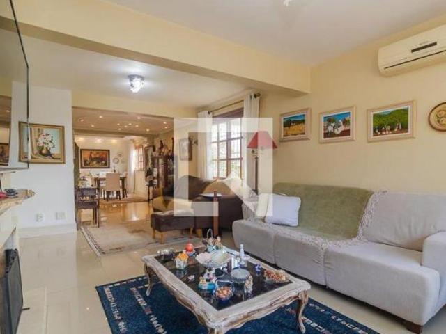 Casa à Venda Tristeza, 3 Quartos, 279 m² Porto Alegre