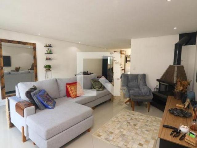 Casa à Venda Tristeza, 3 Quartos, 280 m² Porto Alegre