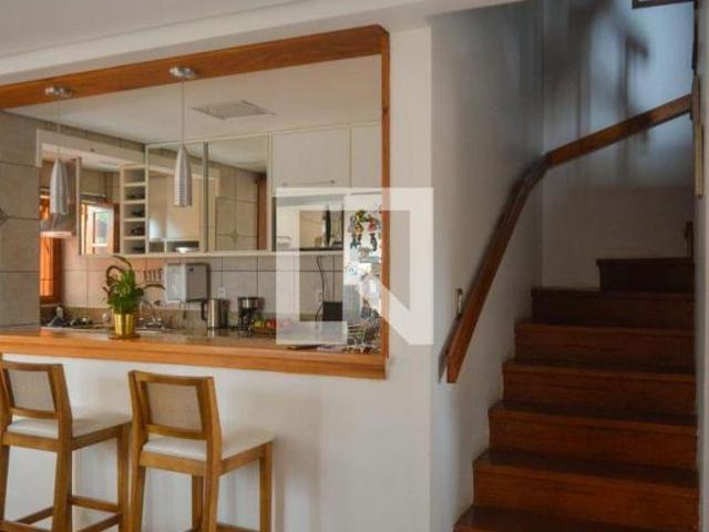 Casa à Venda Tristeza, 3 Quartos, 230 m² Porto Alegre
