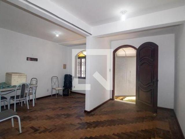 Casa à Venda Tristeza, 3 Quartos, 311 m² Porto Alegre
