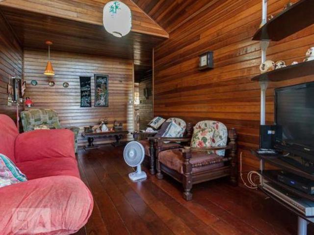 Casa à Venda Tristeza, 4 Quartos, 107 m² Porto Alegre