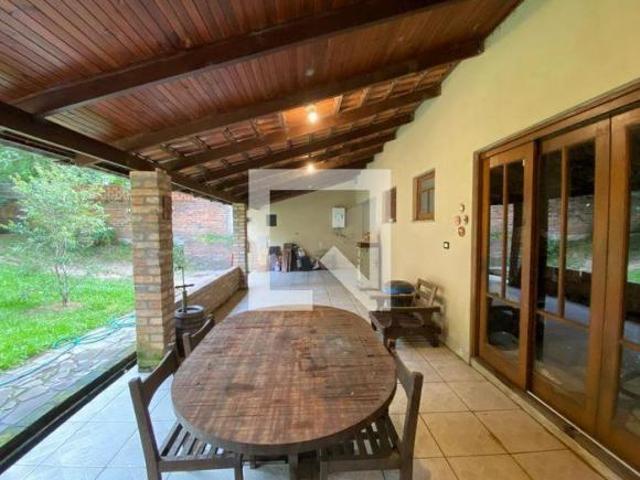 Casa à Venda Tristeza, 4 Quartos, 361 m² Porto Alegre