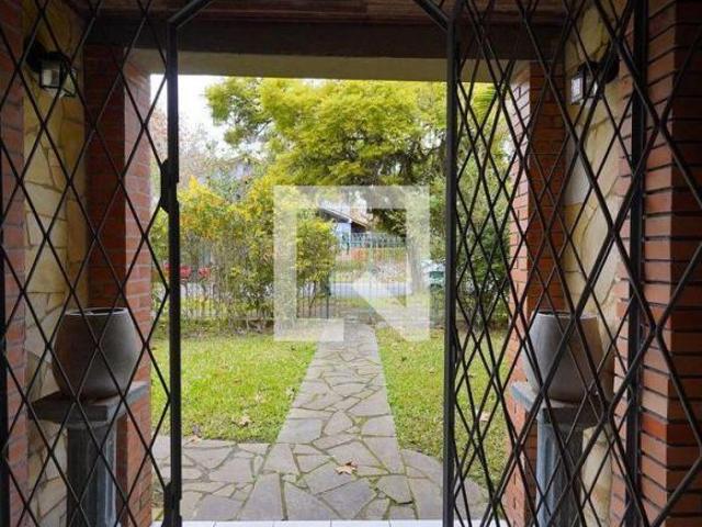 Casa à Venda Tristeza, 4 Quartos, 450 m² Porto Alegre