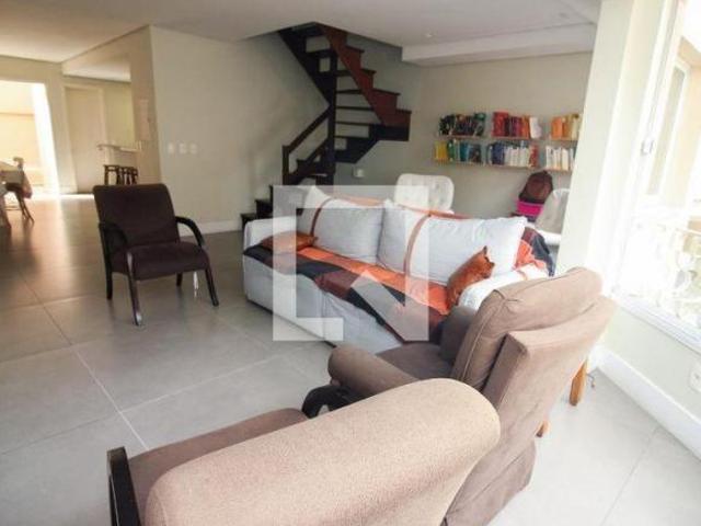 Casa à Venda Tristeza, 5 Quartos, 235 m² Porto Alegre