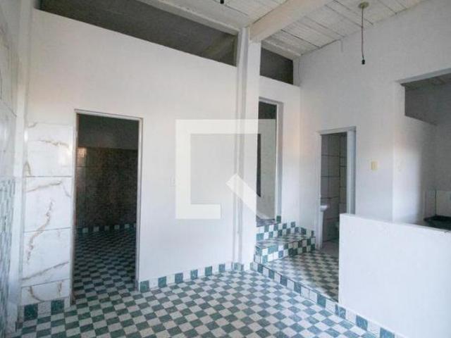 Casa à Venda Tropical, 2 Quartos, 180 m² Contagem