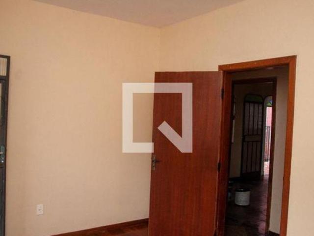Casa à Venda Tropical, 2 Quartos, 326 m² Contagem