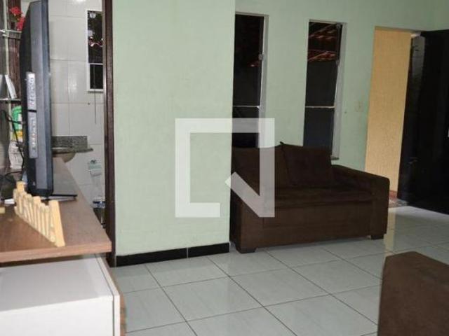 Casa à Venda Tropical, 2 Quartos, 83 m² Contagem